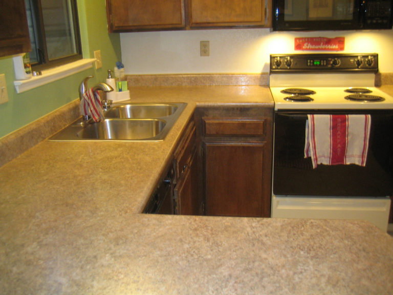 How to Reduce Bacteria in Your Kitchen | Solid Surface.ca